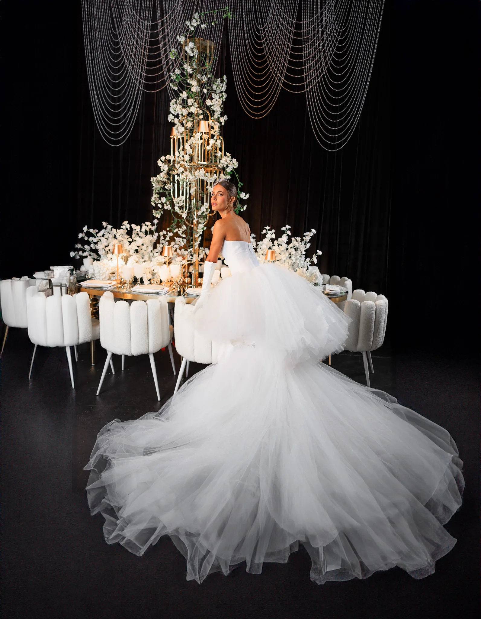 PARIS - OVAL ESTATE TABLE - CLASS EVENT RENTALS